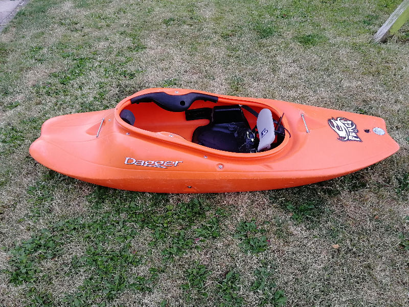 FS Orange Dagger G-force 6.1 with ir overthruster - The UK Rivers Guidebook