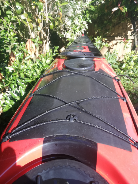 Tiderace Xplore medium, hardcore construction, red/white - The UK ...